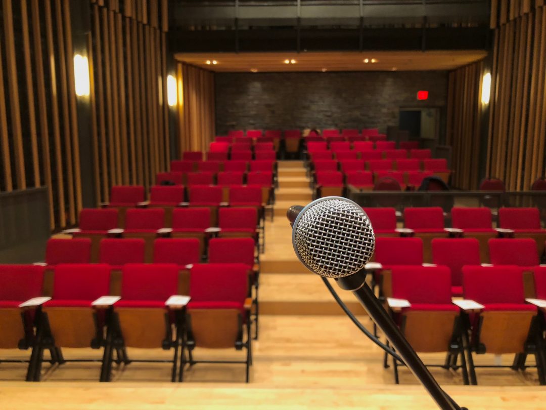 Public speaking photos, free to use - Rob Cottingham